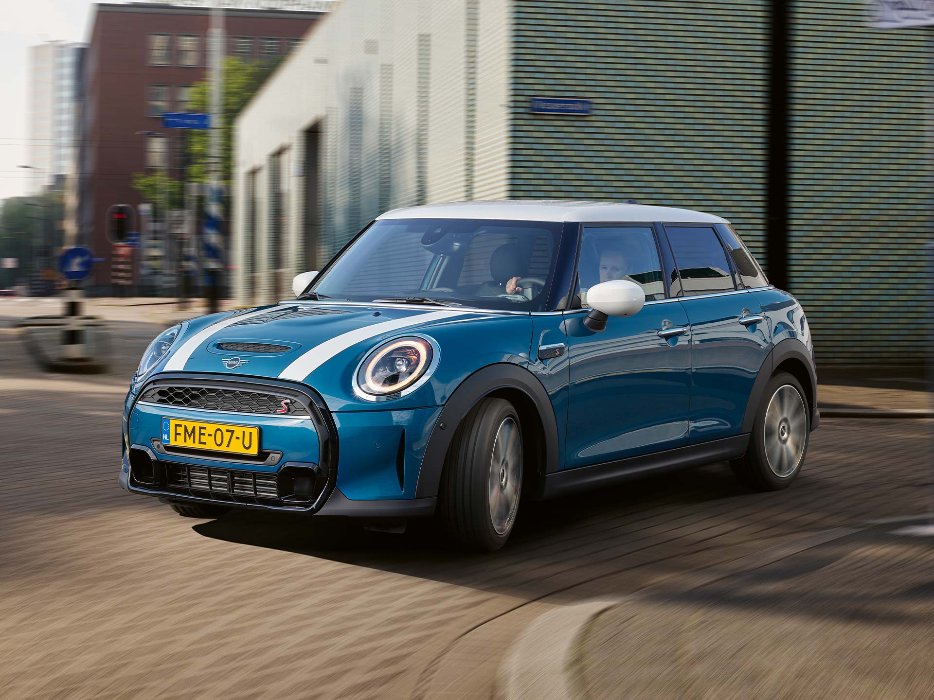 MINI 5-DOOR HATCH | MINI.MY – MINI Malaysia: The Official Website ...
